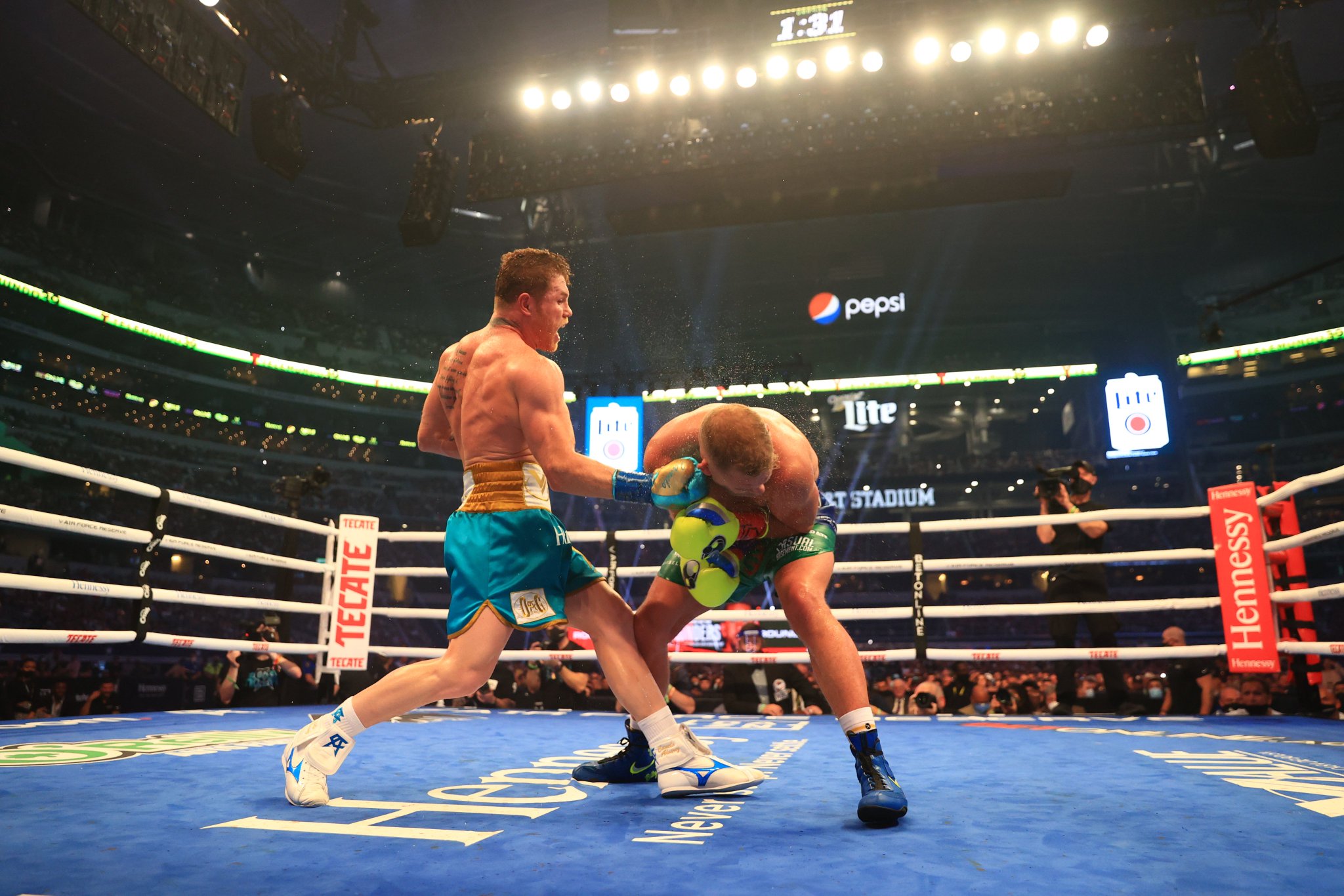 No hay rivales para ‘Canelo’ Álvarez en las 168 libras - impactonews.co