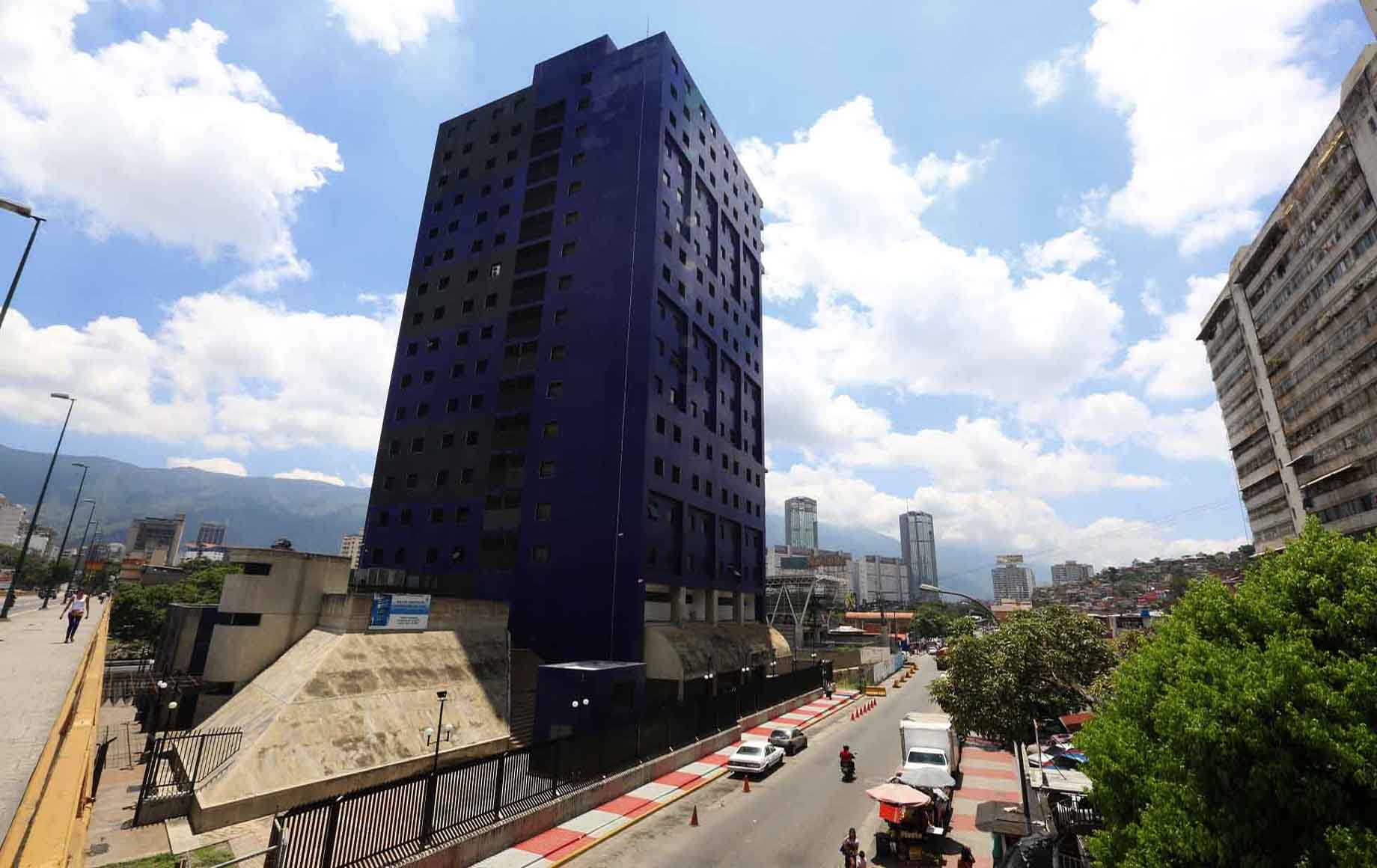 “Es falso que esté en libertad, sigo recluido en Venezuela”: Digno ...