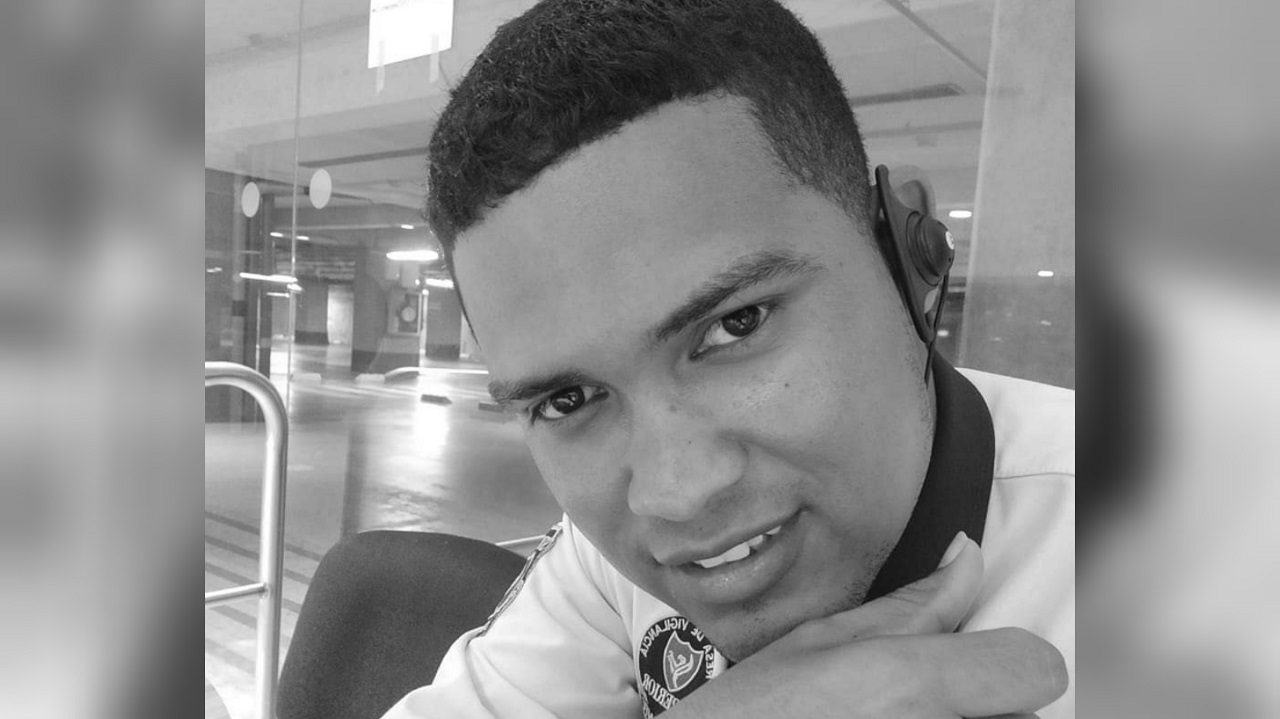 "Alcanzó a decir que la mula lo cerró": muerte de vigilante tras ...