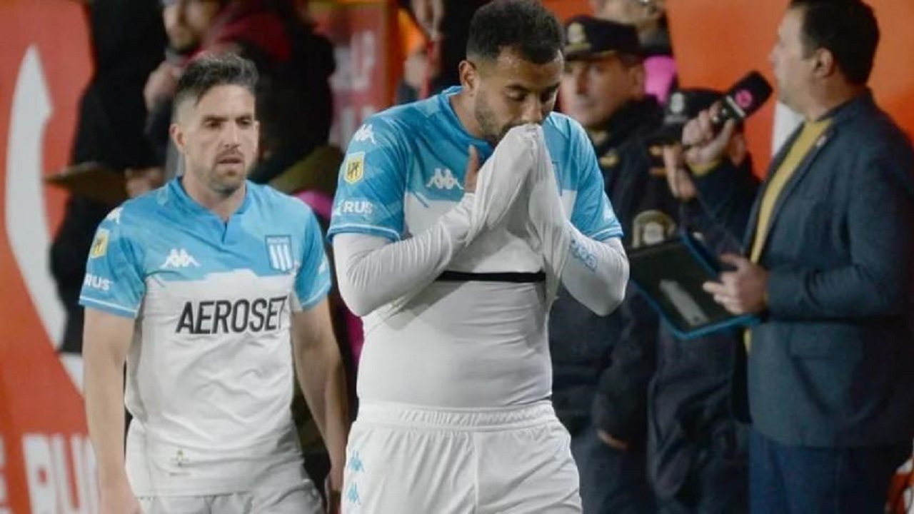 ¡Por obesidad, bajo rendimiento y apatía, hinchas de Racing piden ...