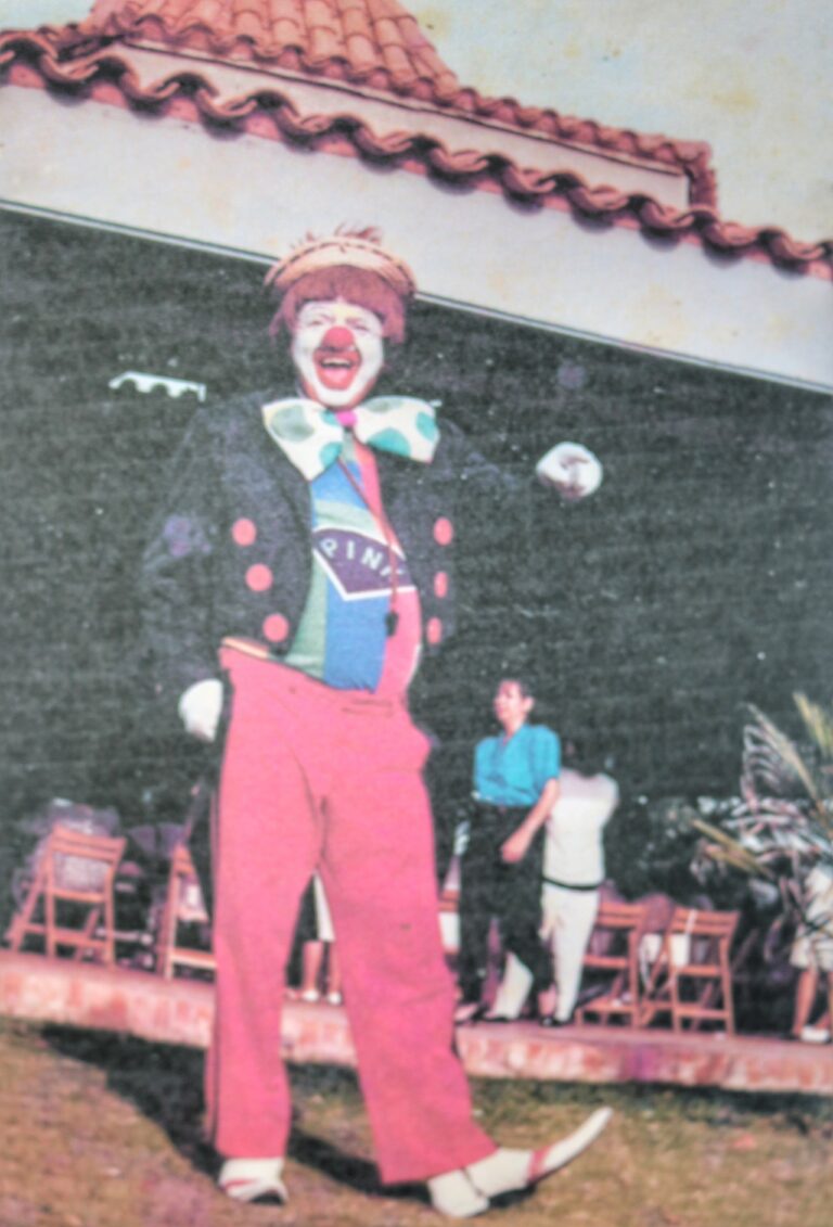 "Me gustaría morir después de un Carnaval": Carasucia, payaso con ...