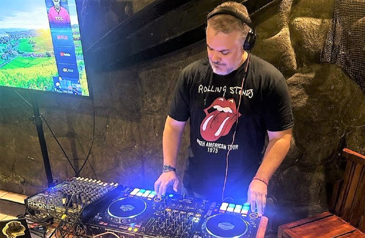 ¿Iván Duque DJ?: el expresidente se hizo viral al mostrar su nueva ...
