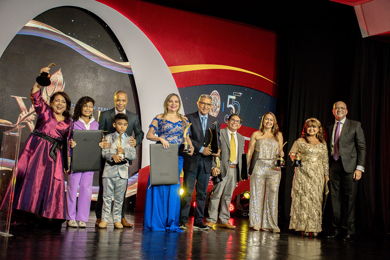 Universidad Autónoma exalta lo mejor del periodismo con el Premio Mario ...