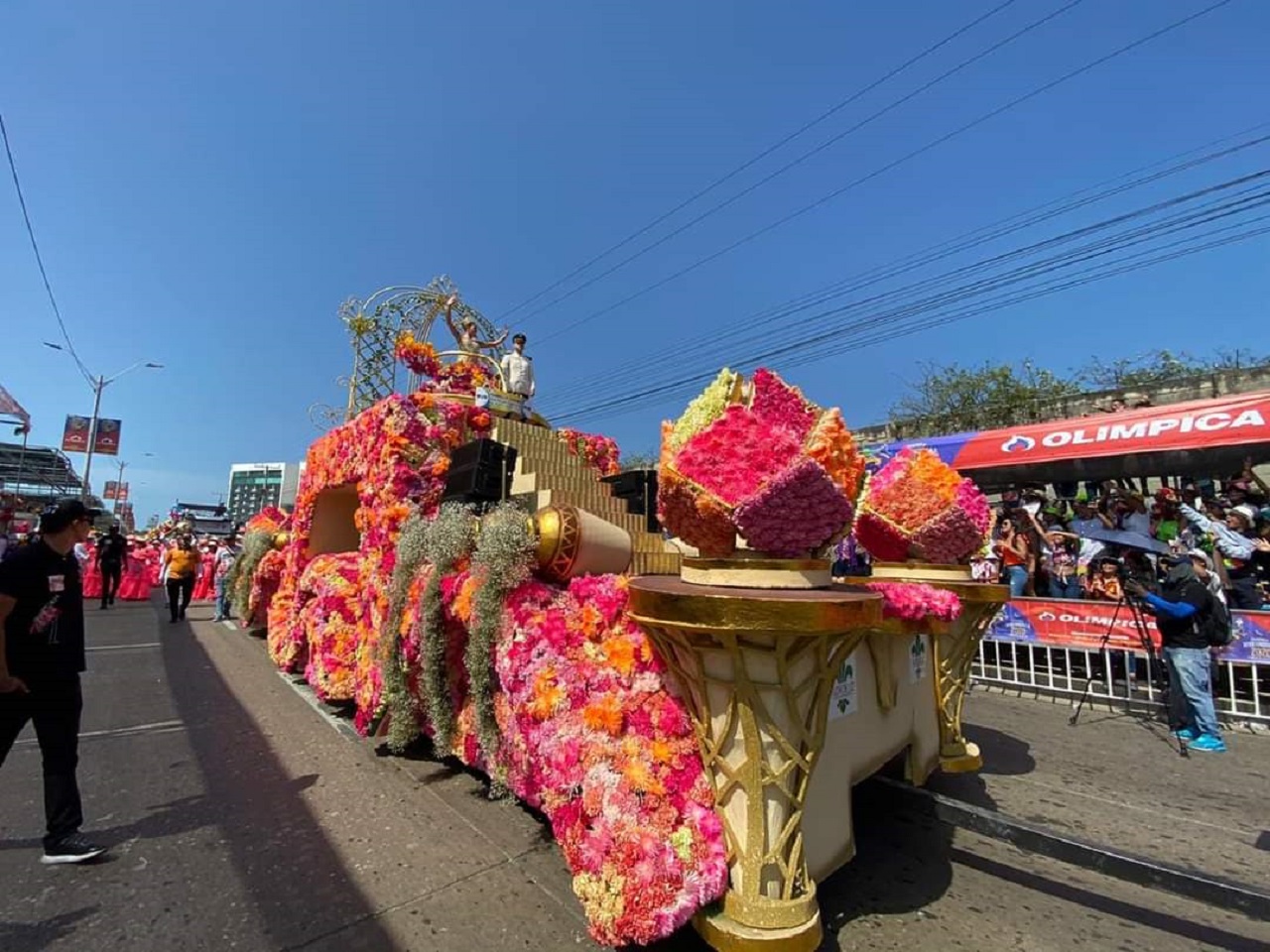 "Las de la Arenosa también tienen su encanto": diseñador de carrozas ...