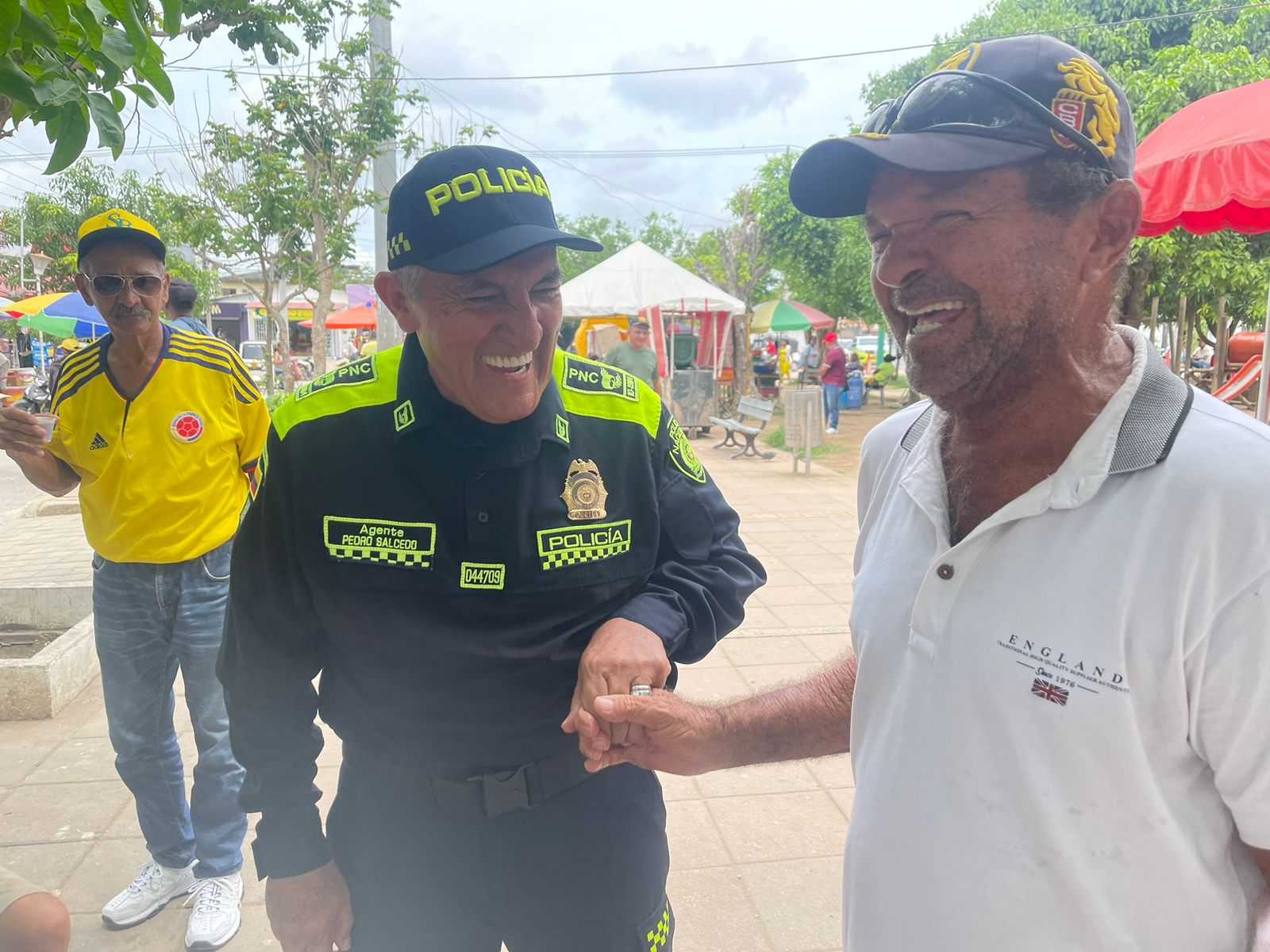 "El policía más longevo del Caribe colombiano": Cumbamba, un bogotano ...