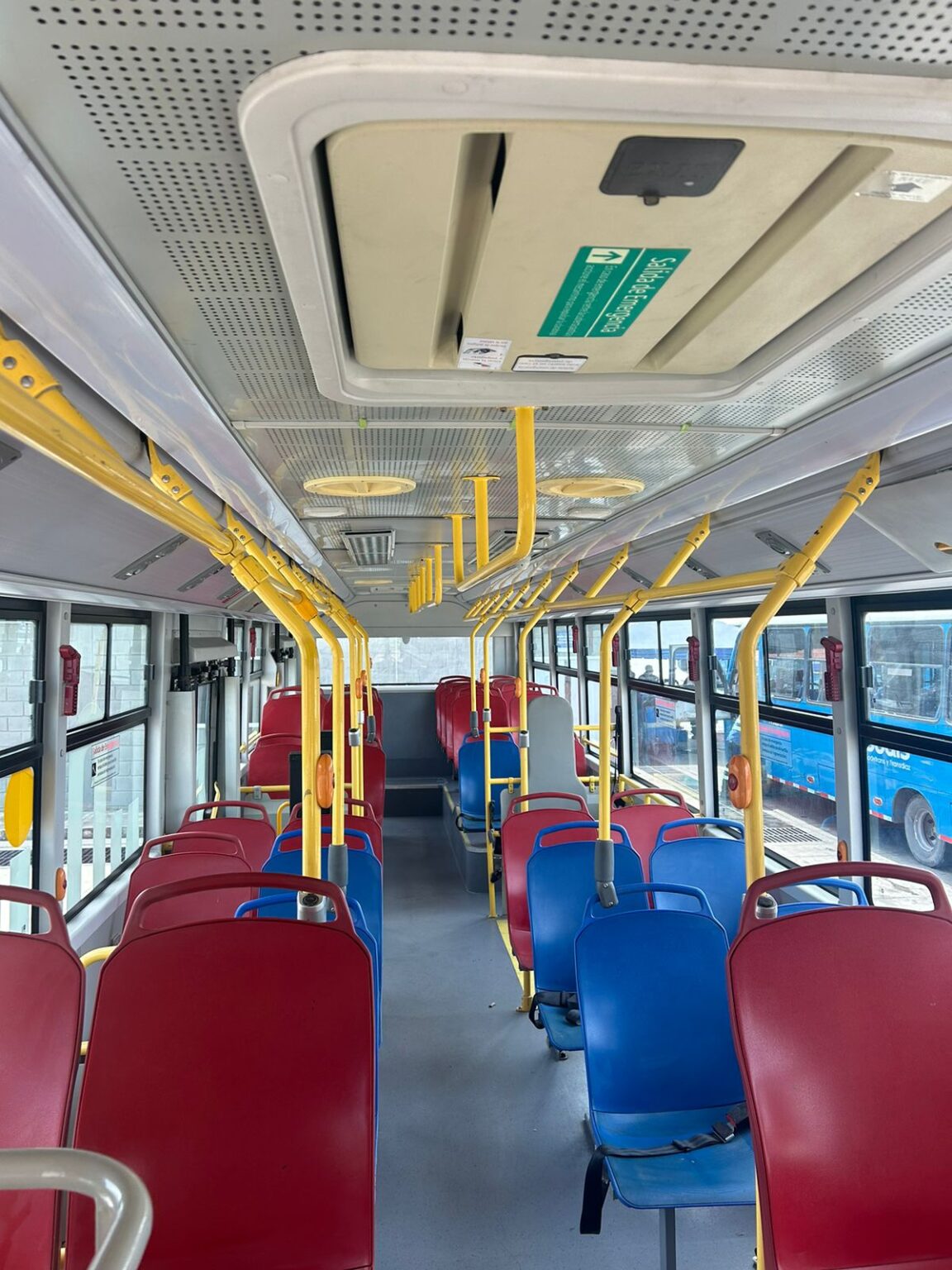 Alcalde Char anuncia la llegada de 40 buses nuevos para mejorar el ...