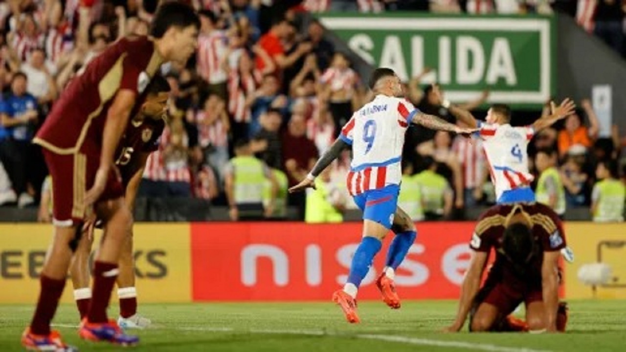 ¡Paraguay venció a Venezuela!: la Albirroja se metió a puestos ...