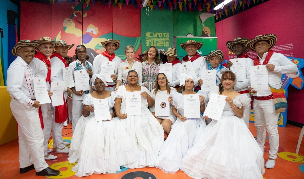 Hacedores del Carnaval se convirtieron en técnicos en Ejecución de la ...