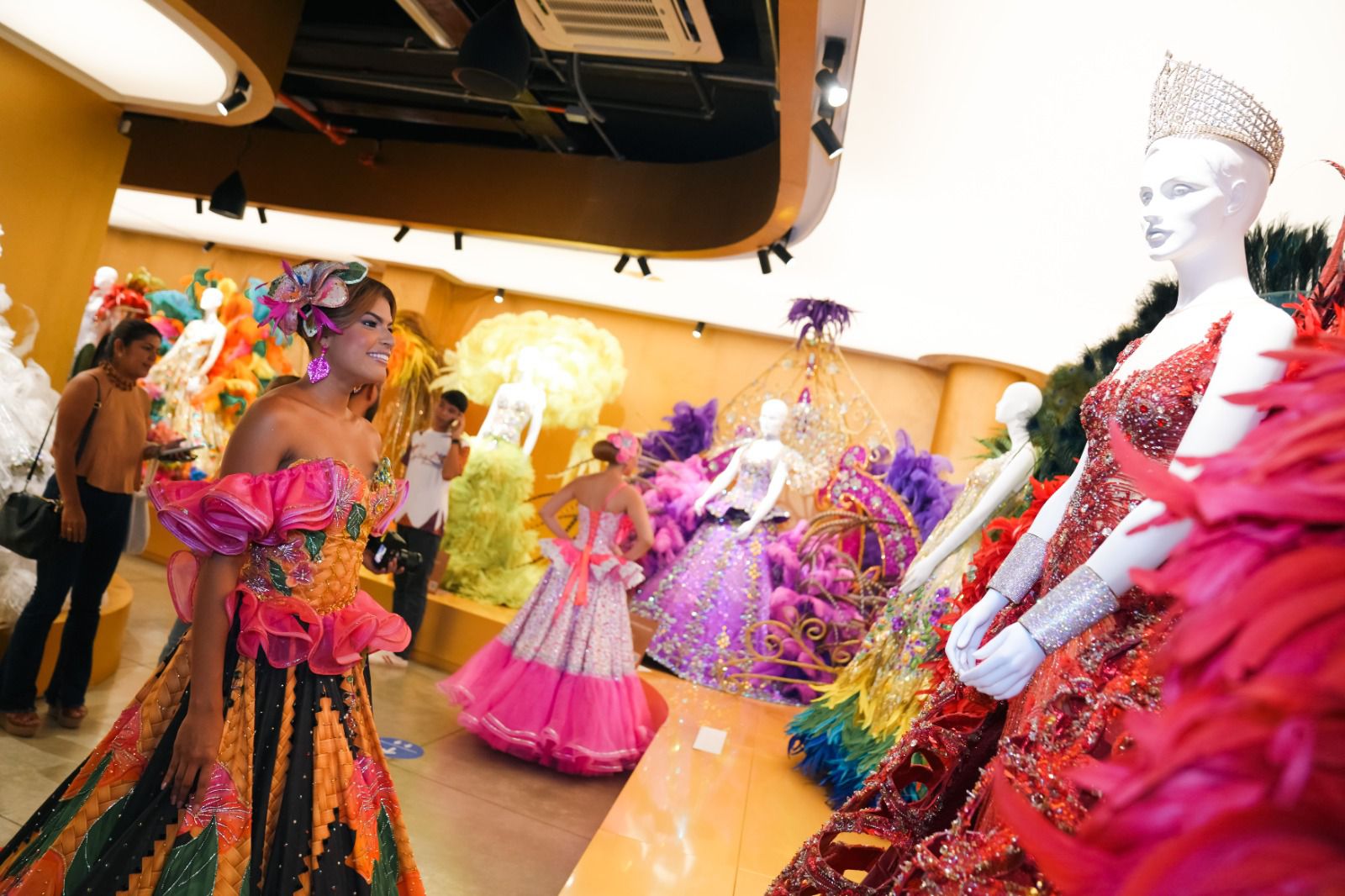 El Museo del Carnaval recibió a las reinas de los municipios del ...