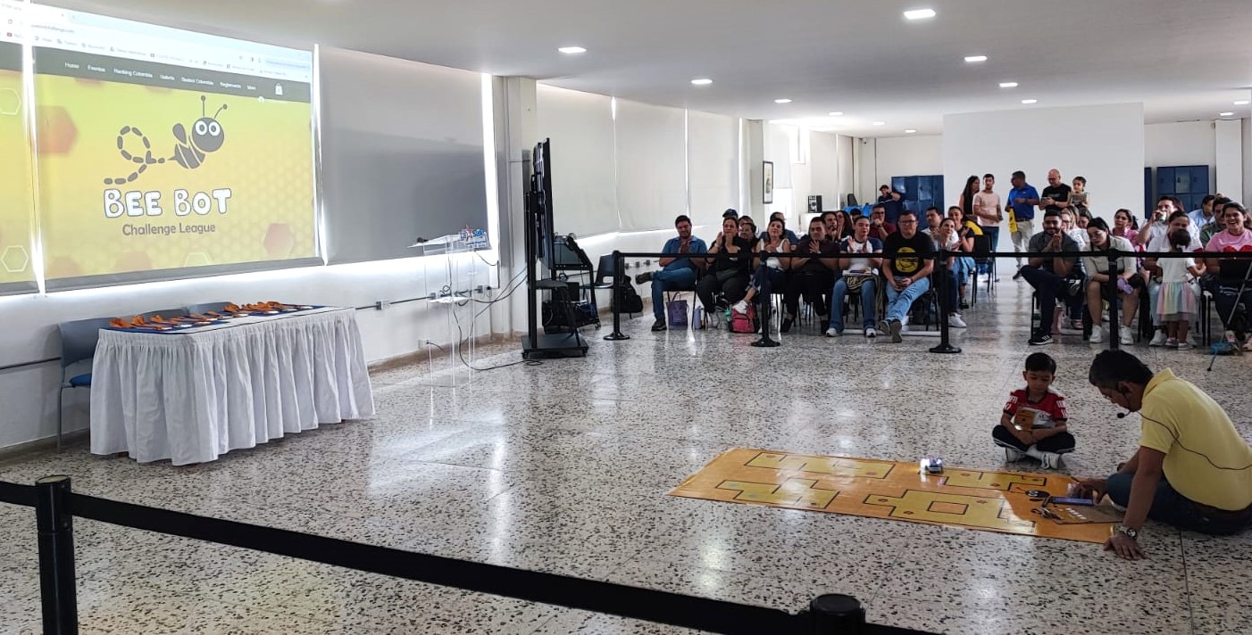 Barranquilla se convertirá en el epicentro de la robótica infantil con el Bee Bot Challenge 2025 ...